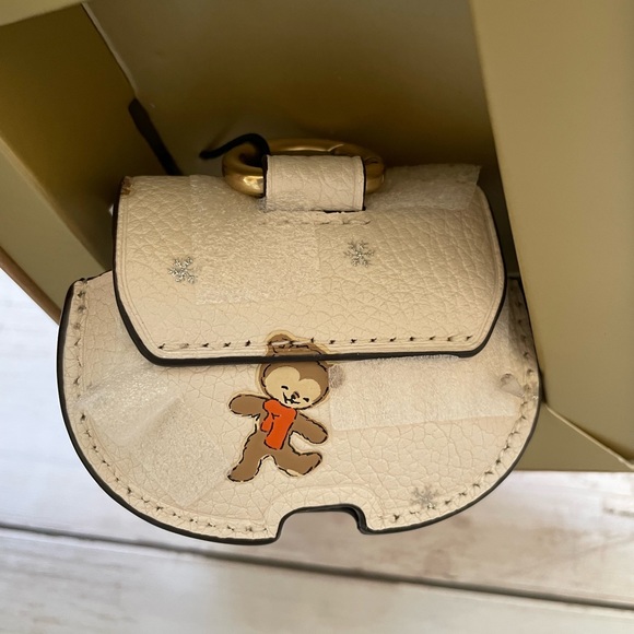 Coach | Bags | Coach Airpodairpods Pro 2nd Gen Earbud Leather Case Bag ...